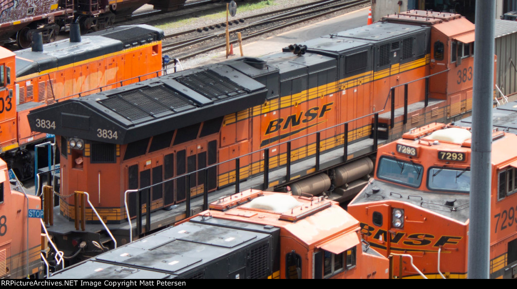 BNSF 3834